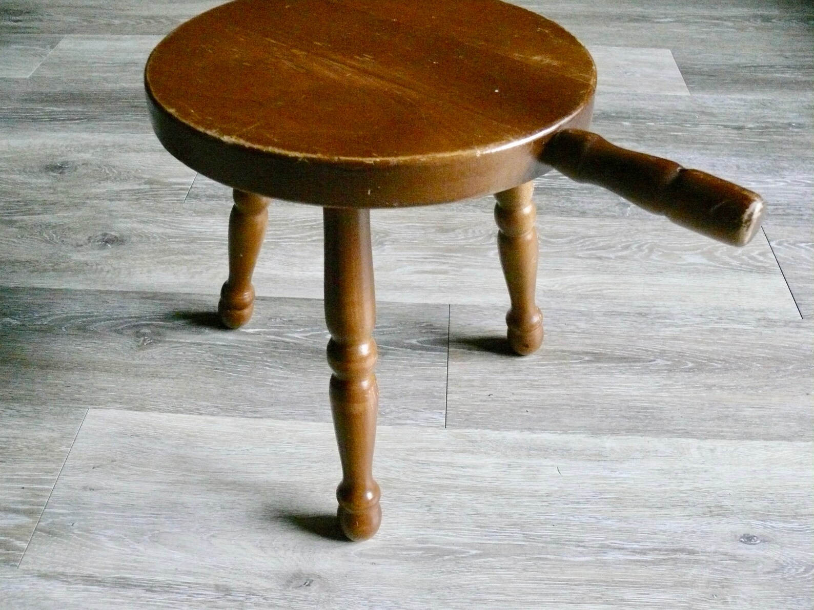 Vintage Wood Milking Stool With Three Turned Legs and Handle - Etsy