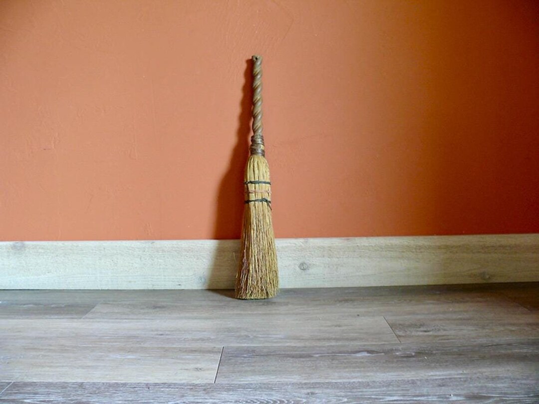 Primitive Straw Hearth Broom With Twisted Wood Handle, Antique Handmade ...