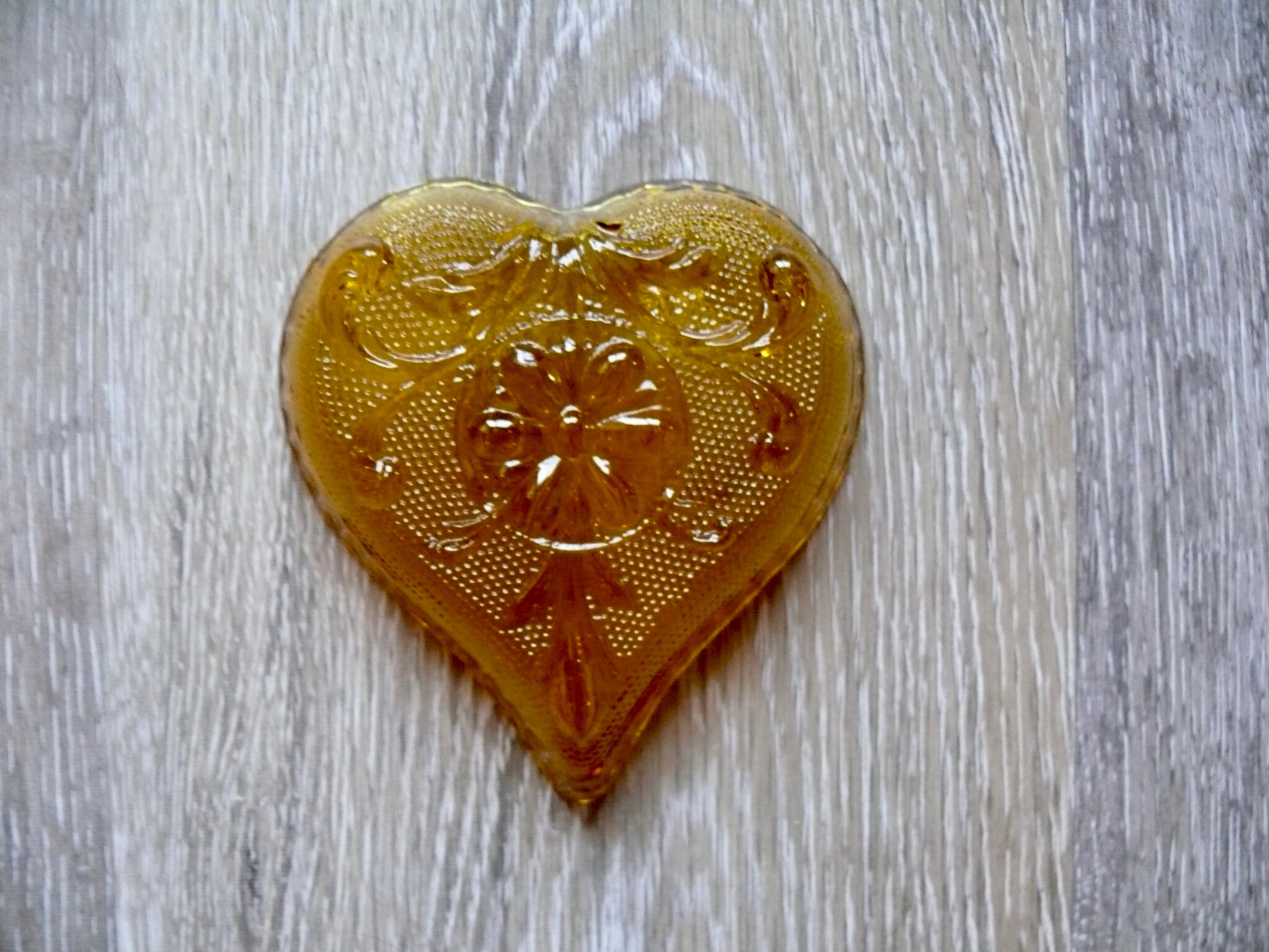Amber Tiara Sandwich Glass Heart Ring Dish Vintage Daisy - Etsy