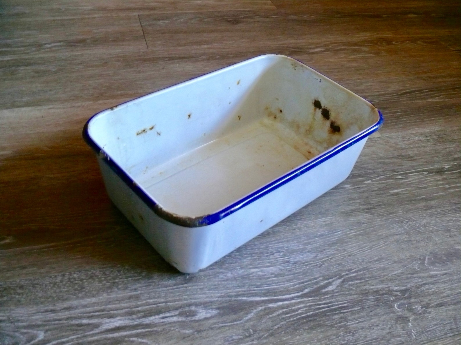 2 White Enamel Refrigerator Boxes With Blue Edge and Lid - Etsy