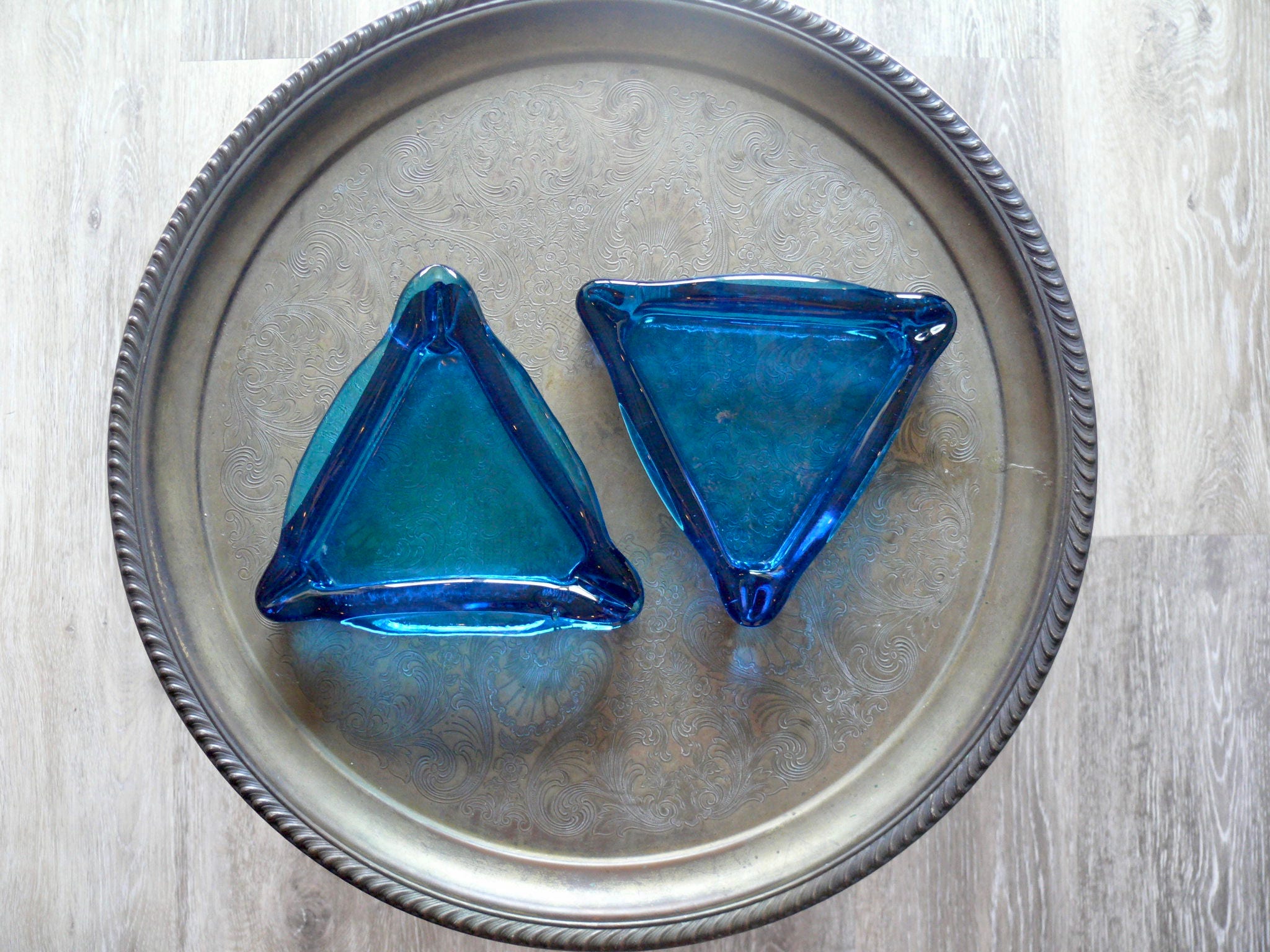 Collectibles Mid Century Triangle Glass Ashtray Ashtray 2 Unique MCM ...
