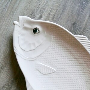 Big White Majolica Fish Shaped Serving Platter, Vintage 22" Glazed ...