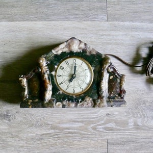 Vintage Lanshire River Rock Vomit Clock, 1950s Molded Acrylic Resin and ...