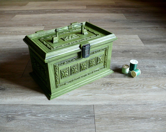 Green Max Klein Faux Wood Sewing Box With Thread Tray, 70s Avocado ...