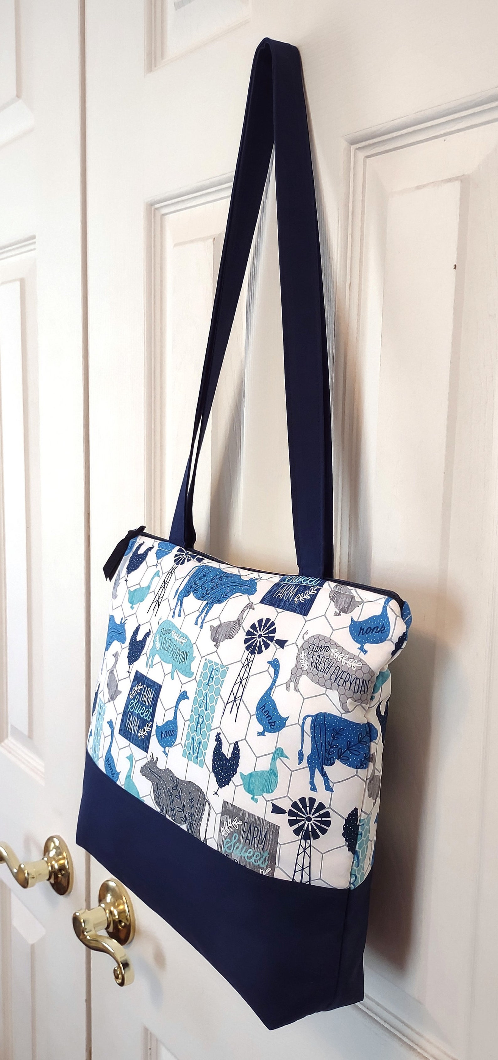 Handmade Handbag Zipper Shoulder Bag Farm Life Cows Chickens Fabric ...