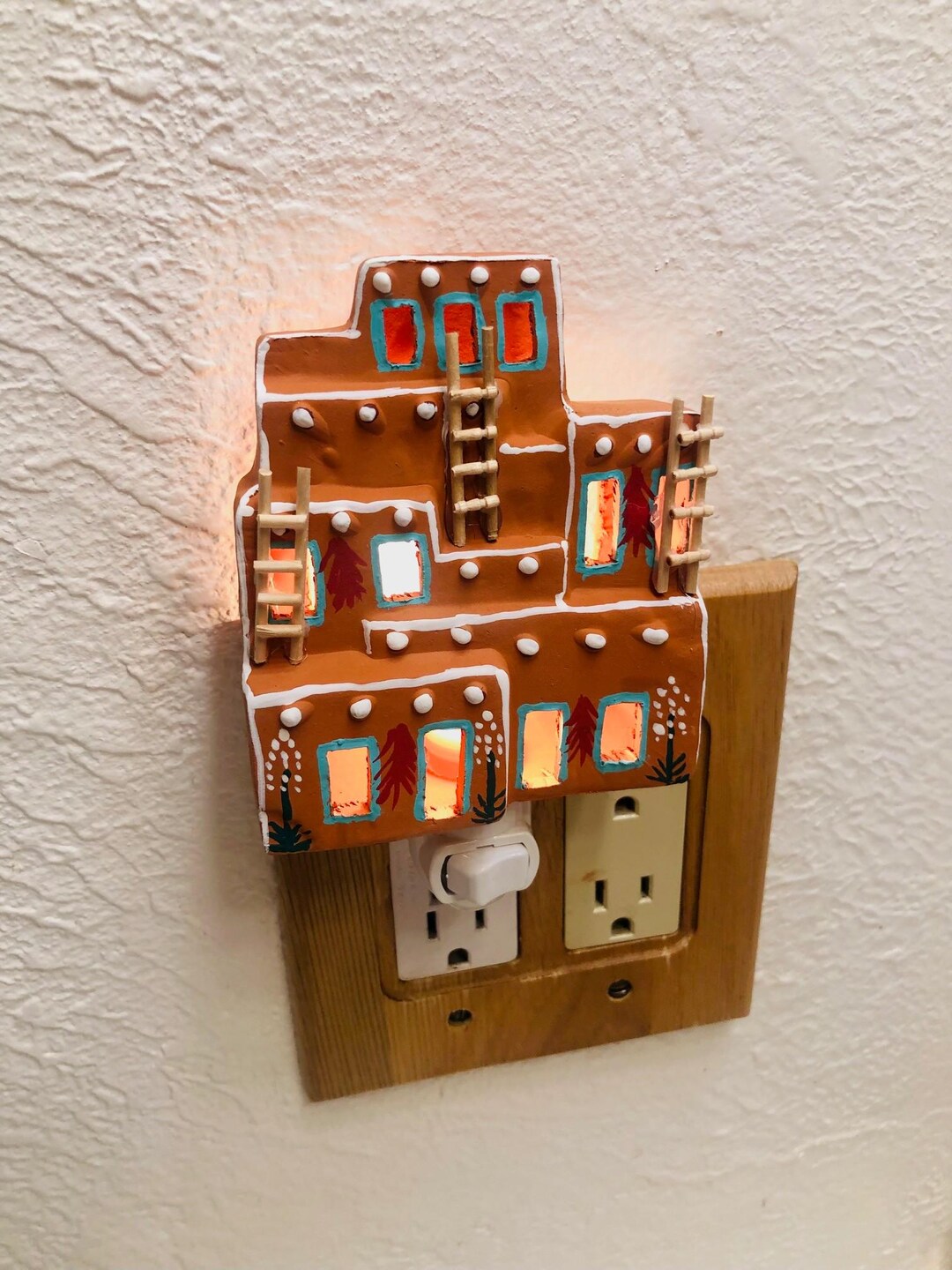 Pueblo Night Light-w-snow-w-7w White Light-unboxed - Etsy
