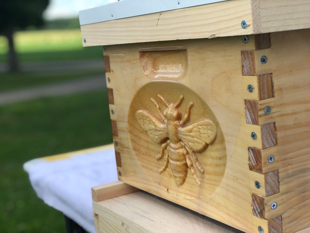 3D Relief #CNC Carving Honey Bee on a Bee Hive Un-assembled 10/frame ...