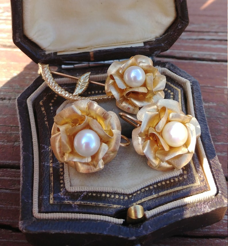 14k Gold Pearl Flower Roses Aset Earrings and Brooch 11.2 Grams - Etsy