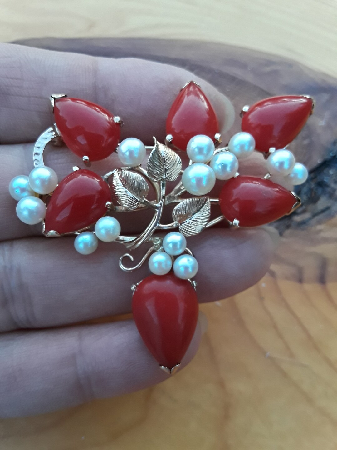 14k Gold Salmon Red Coral Cultured Pearl Berries Leaves Huge Brooch ...