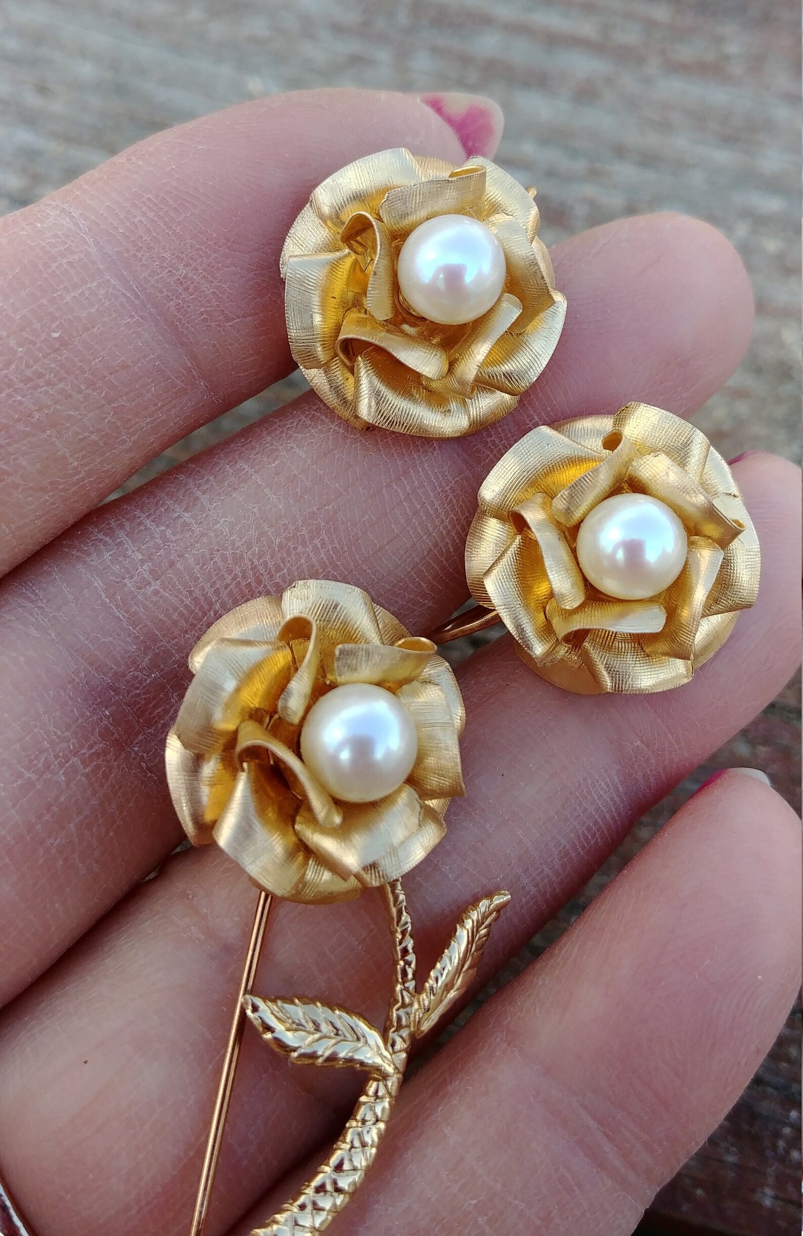 14k Gold Pearl Flower Roses Aset Earrings and Brooch 11.2 Grams - Etsy