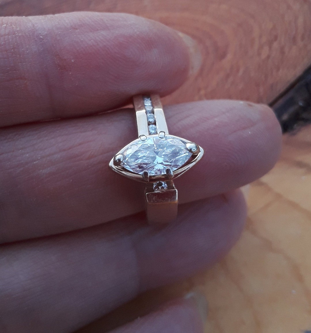 14k Gold 1.10ct Center Marquise Cut Diamond Wedding Engagement Cocktail ...