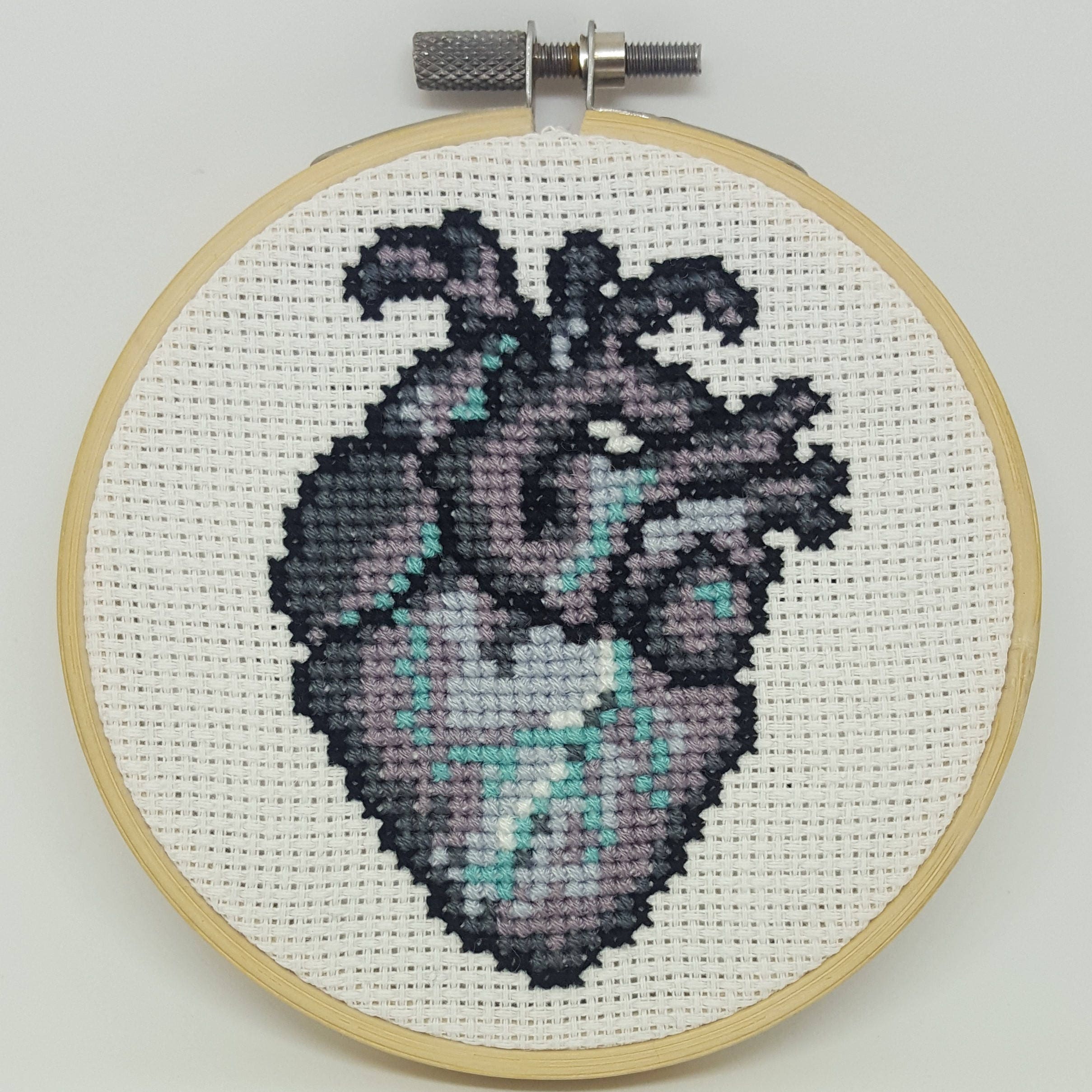 Heart Cross Stitch Kit - Etsy