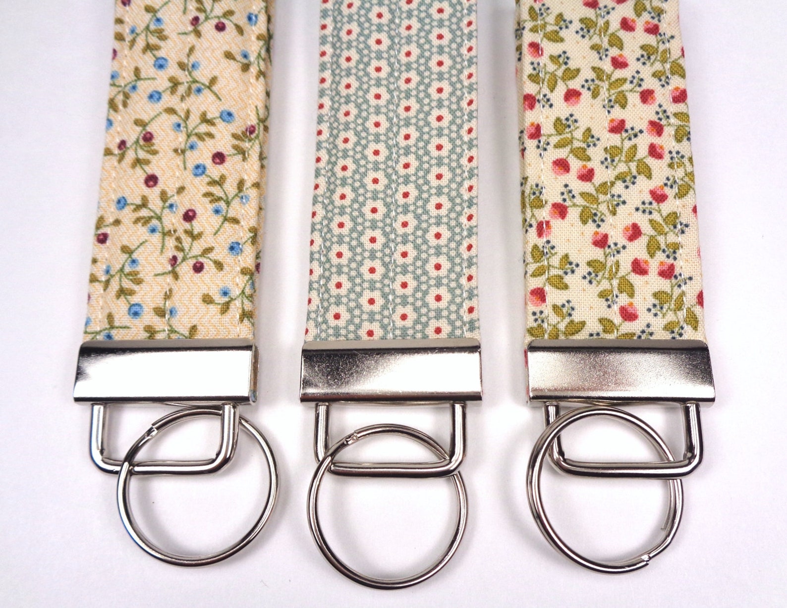 Retro Floral Fabric Key Fob Wristlet Keychain Mini Floral - Etsy