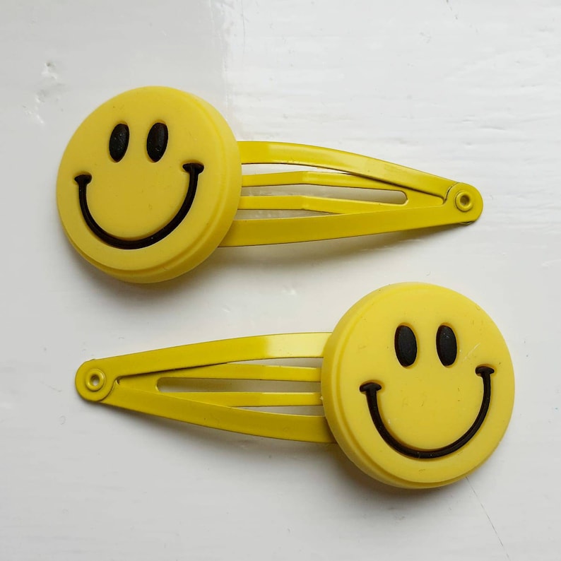 Smiley Face Emoji Snap Clips - Pack of 2 - Yellow - Etsy