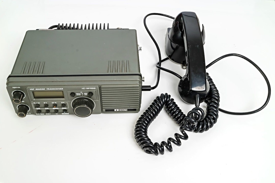 Icom IC-M100 Radio With Handset Powers up As-is / Parts-only - Etsy