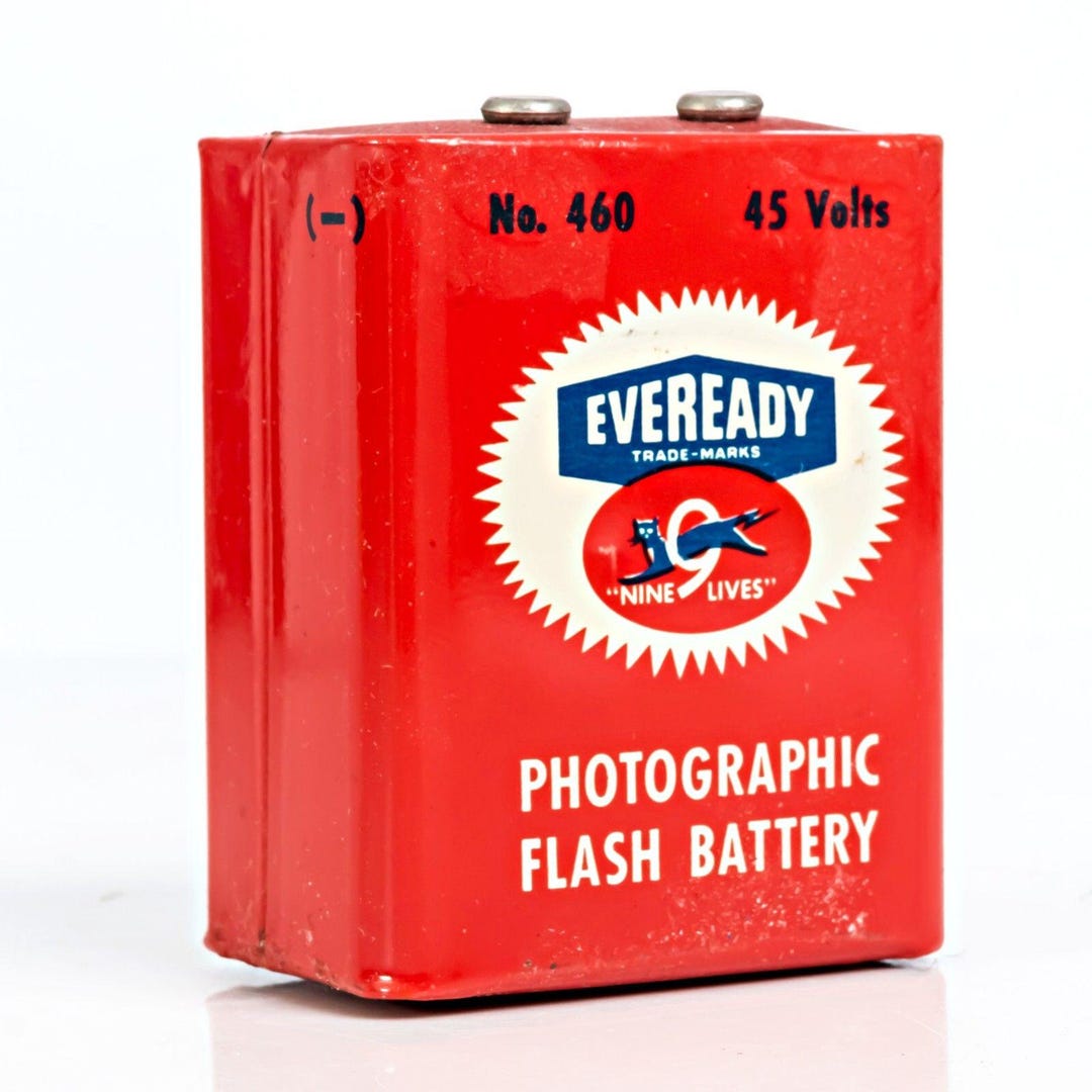 Vintage EVEREADY "nine Lives" Photographic Flash Battery No. 460 45 Volts - Etsy