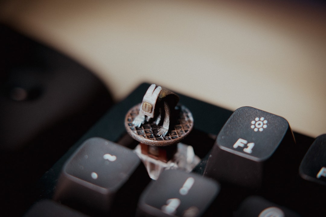 Small Hammer Artisan Keycap - Etsy