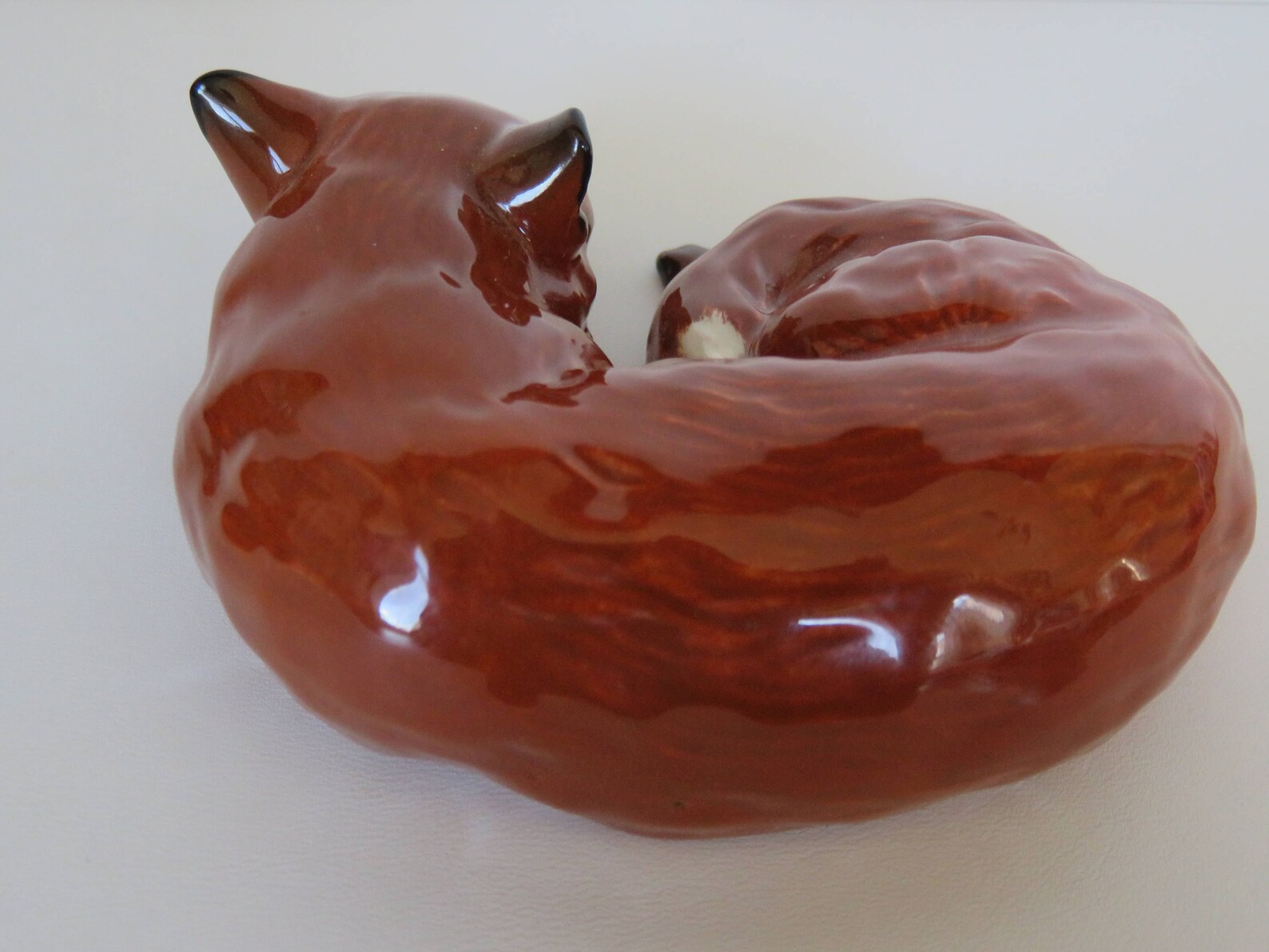 Vintage Beswick Fox Curled Model 1017 | Etsy