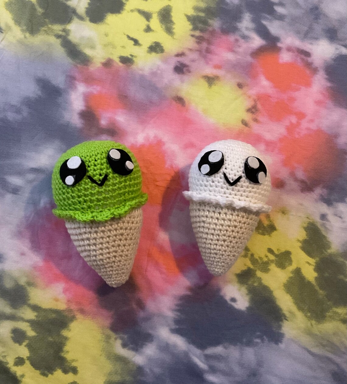 Ice Cream Plushie-Choose your color | Etsy