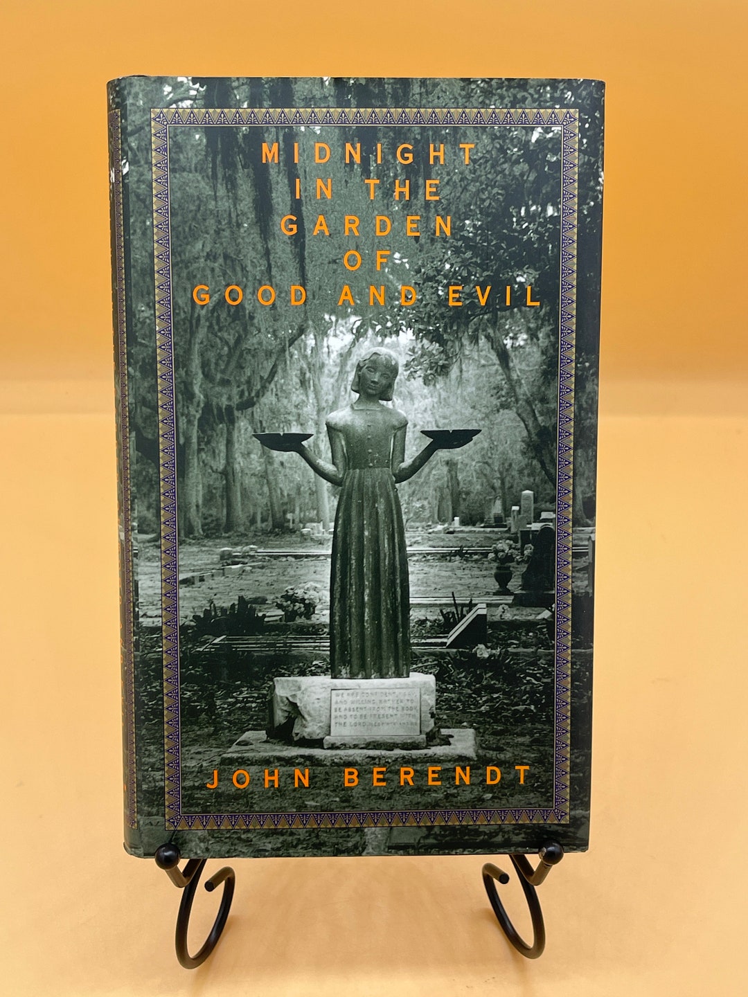 Midnight in the Garden of Good and Evil by John Berendt 1994 Random ...