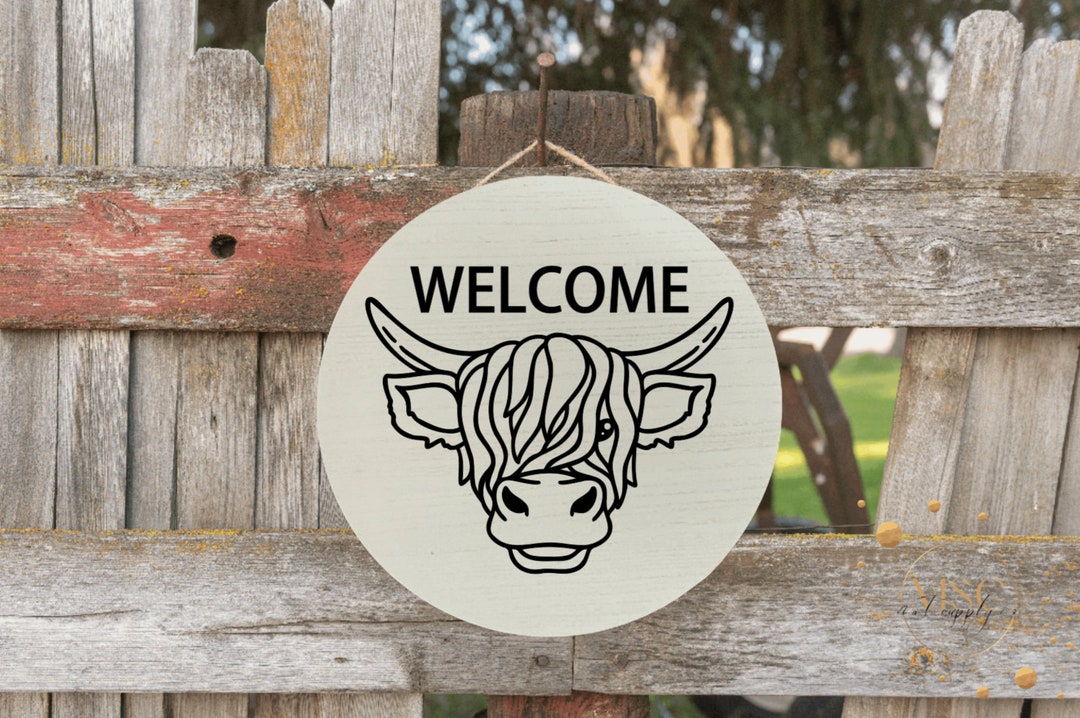Highland Cow Welcome Door Hanger Wreath Accent Sign Personalized Wooden ...