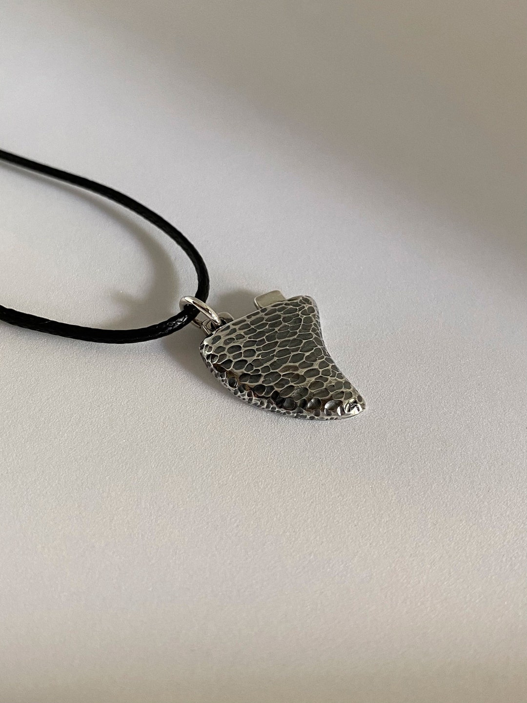 Shark Fin Hummered Style Universal Pendant Bracelet Keychain Sterling ...