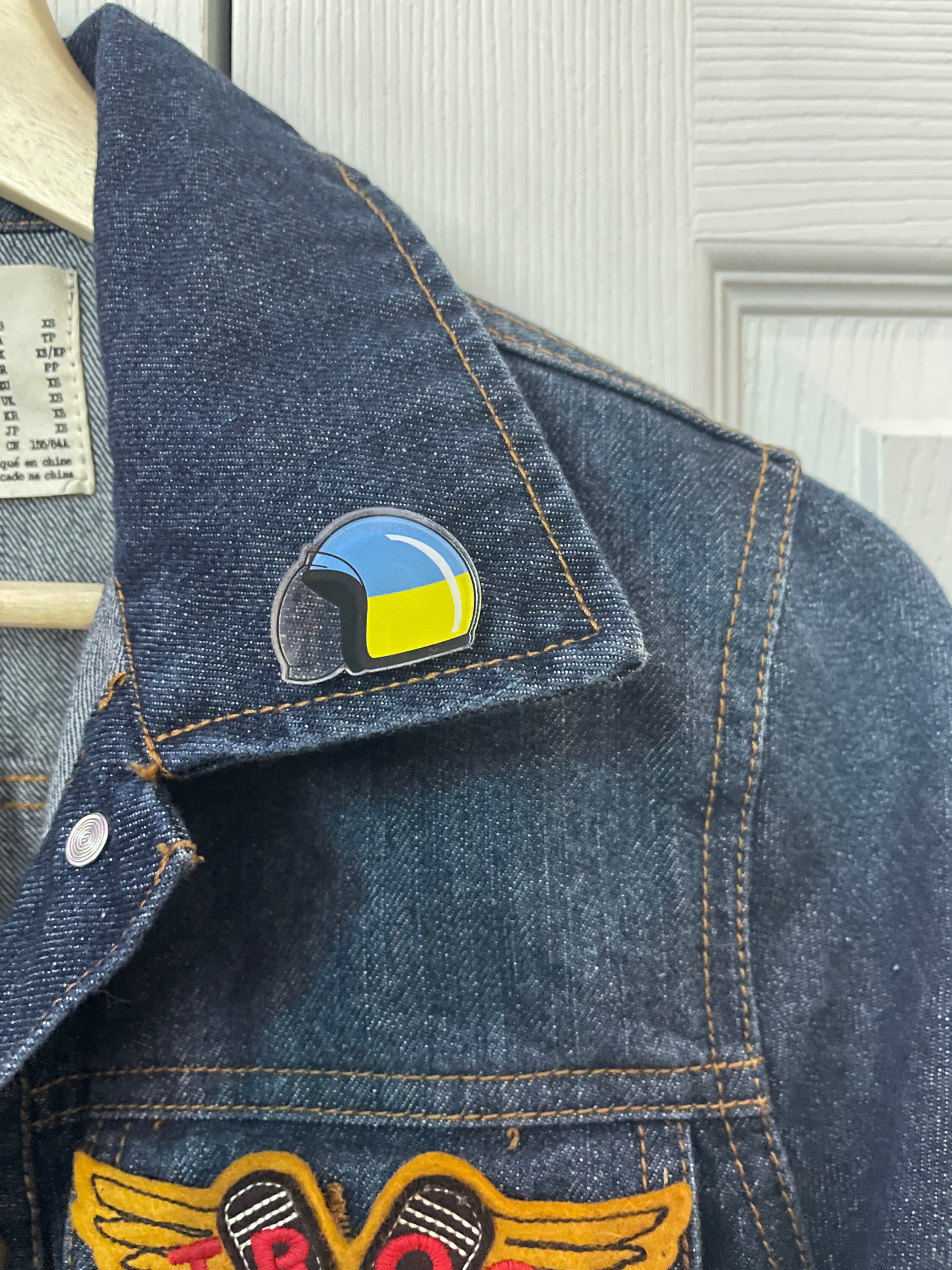 NONPROFIT Charity Support Ukraine Flag Bubble Shield Helmet Acrylic Pin ...