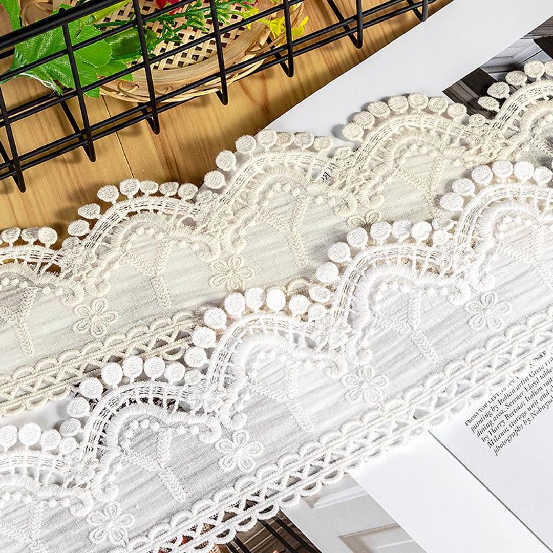 Scalloped Edge Cotton Lace Trim: Elegant off White Sewing & Craft Décor ...