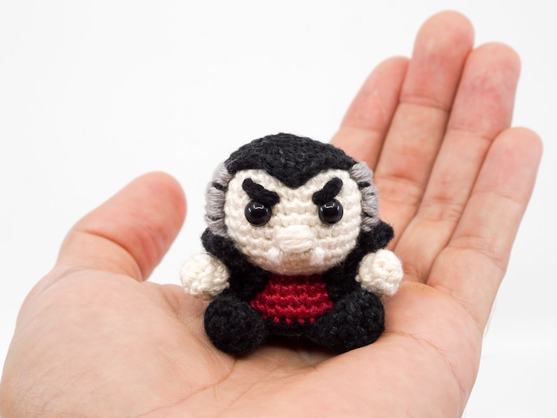 Mini Vampire Crochet Pattern | Amigurumi PDF Pattern - Etsy