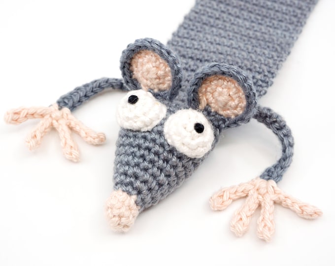 Crochet Pattern PDF // Mouse Bookmark / Handmade Gift - Etsy