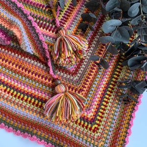 Crochet PATTERN: the Jane Shawl. Scrapcake Shawl, Crochet. UK/US Terms ...
