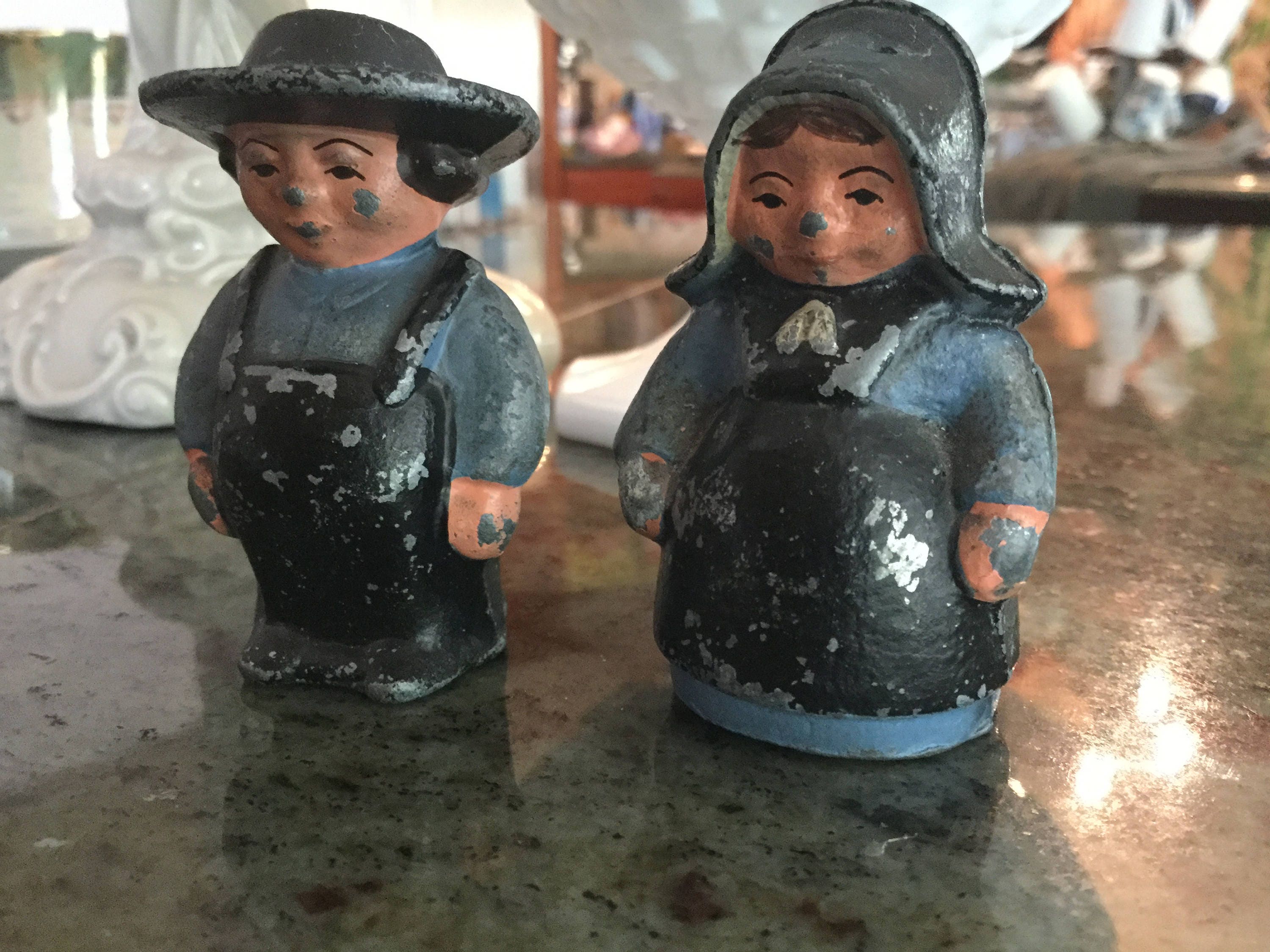 Vintage Amish Couple Man and Woman Salt & Pepper Shakers Cast Iron - Etsy