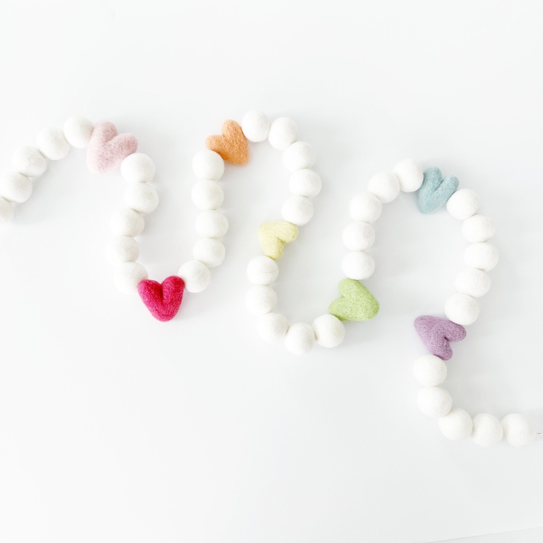 Candy Hearts Garland Pastel Rainbow Heart Garland Valentine's Day Felt ...