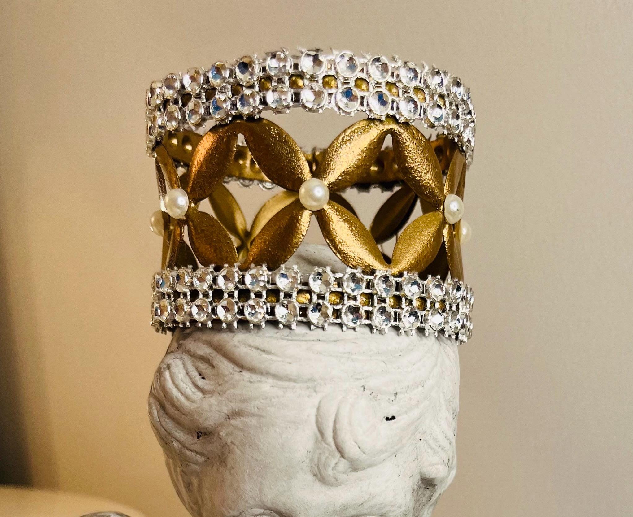 Adorable Tiny Tiaras for Your Trinkets, Mini Crowns to Place on Your ...