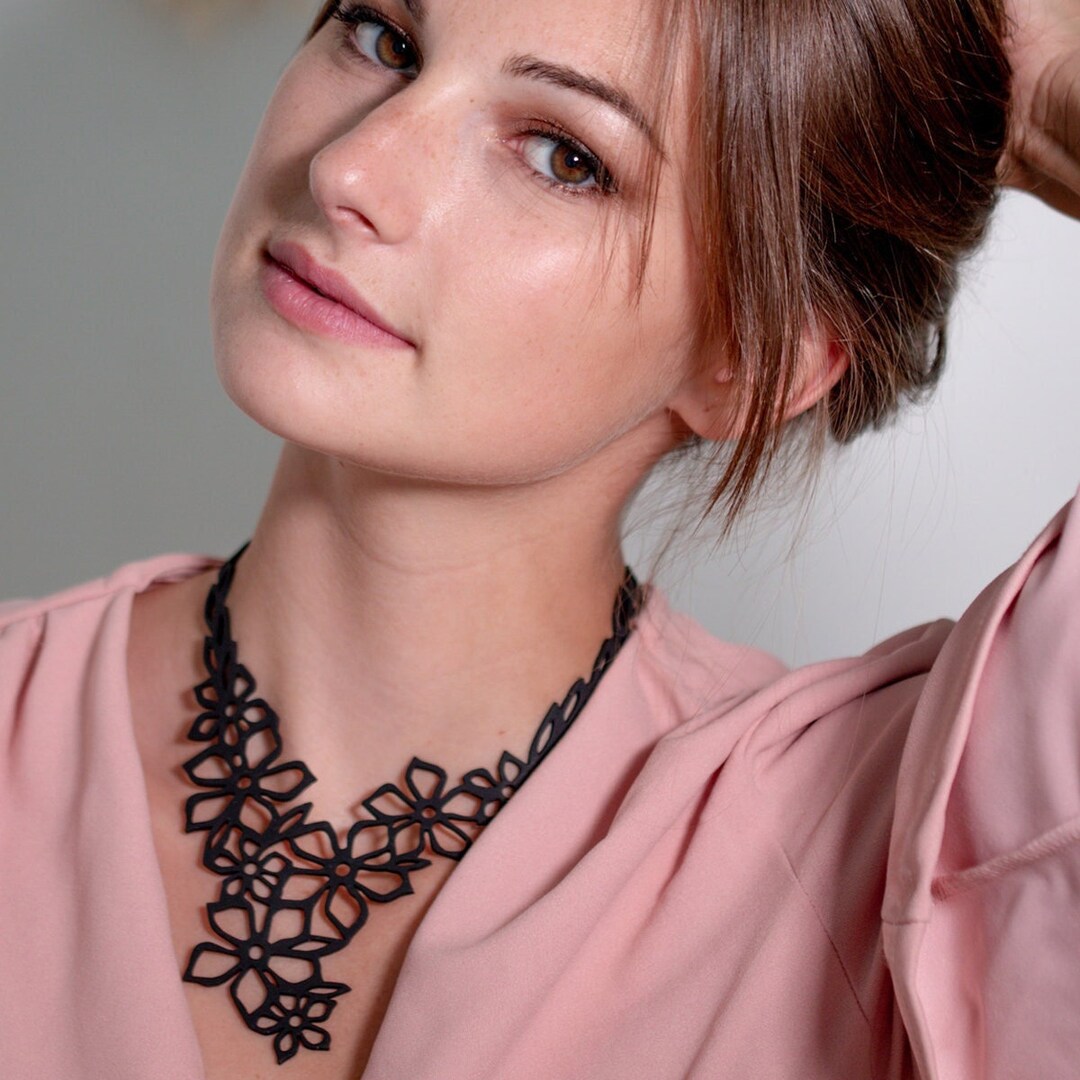 Collier Fleur de Tiaré long, necklace, floral, fleuri, nature ...