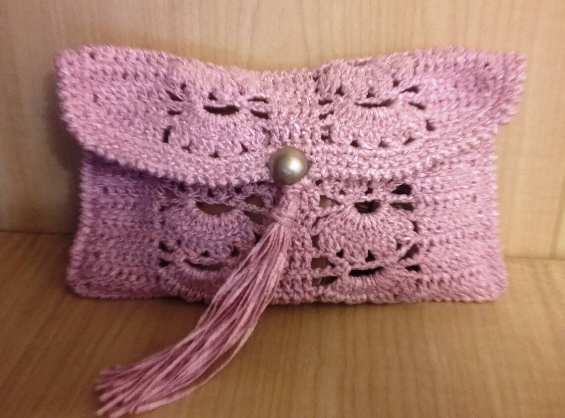 Crochet Pink Cosmetic Case, Easy Crochet Purse is Nice Valentine's Day ...