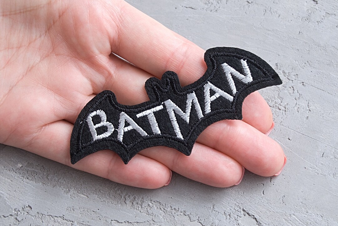 Batman Patch 89mm, Embroidered Bat Wings and Word, Super Hero Movie ...