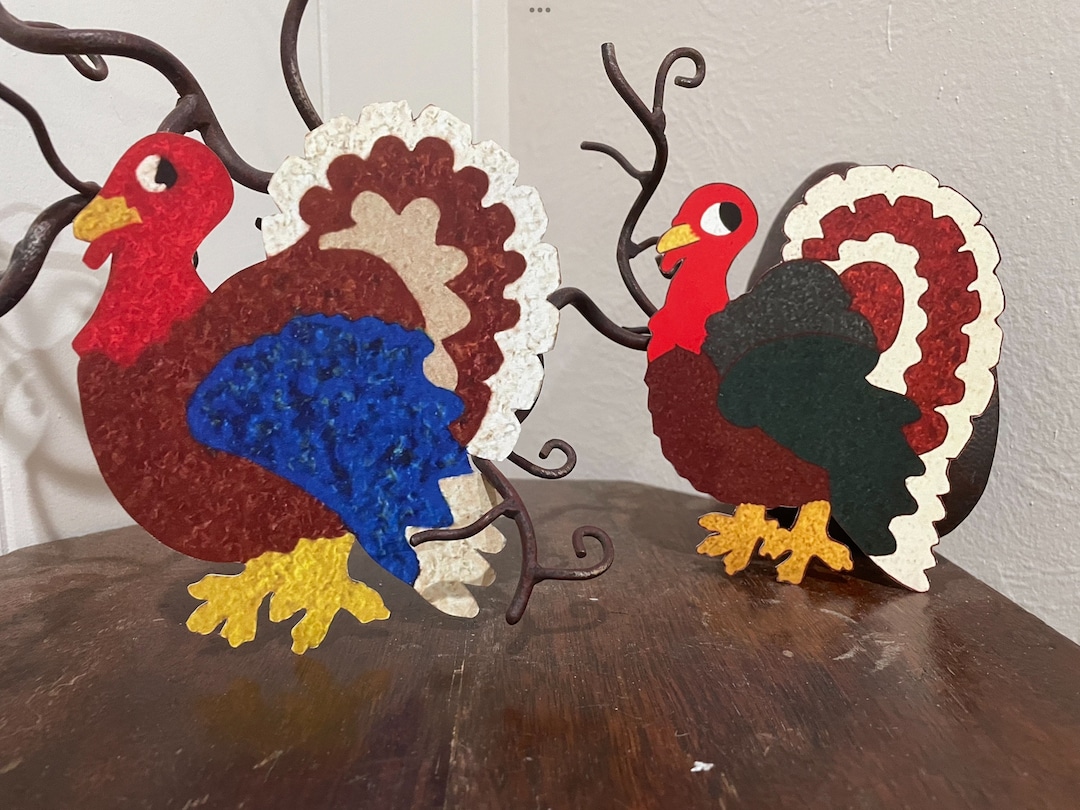 Sizes up to 13" Choice of 2 Vintage Style Thanksgiving Turkey Colorful ...