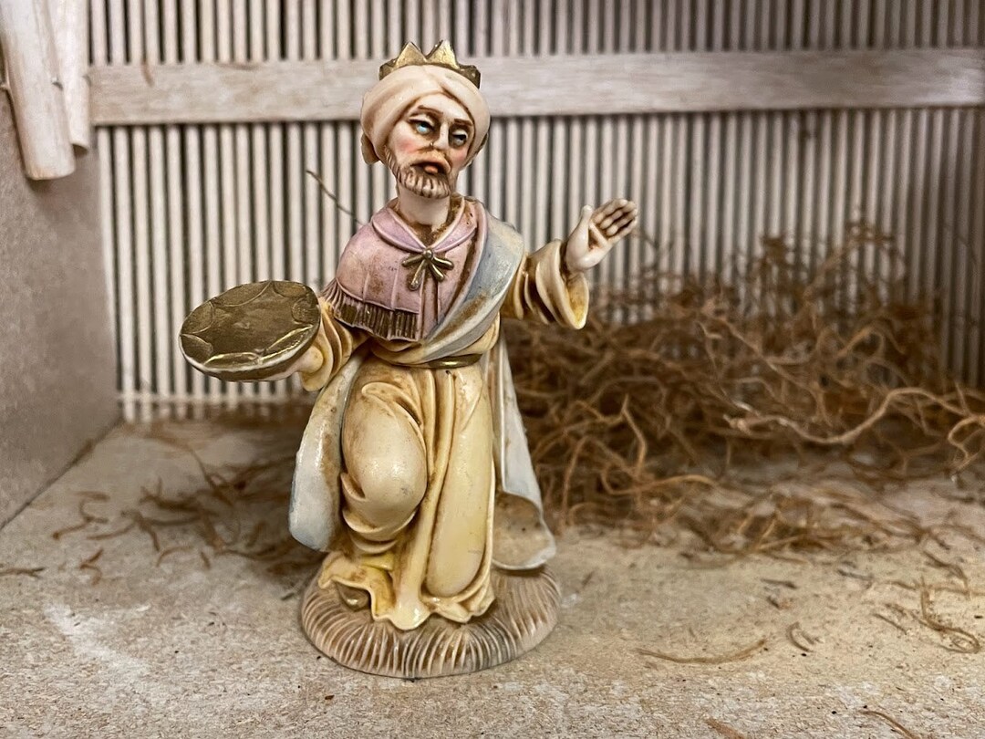 Choice of Vintage Fontanini Italy Italian Depose Style Plastic Kneeling ...