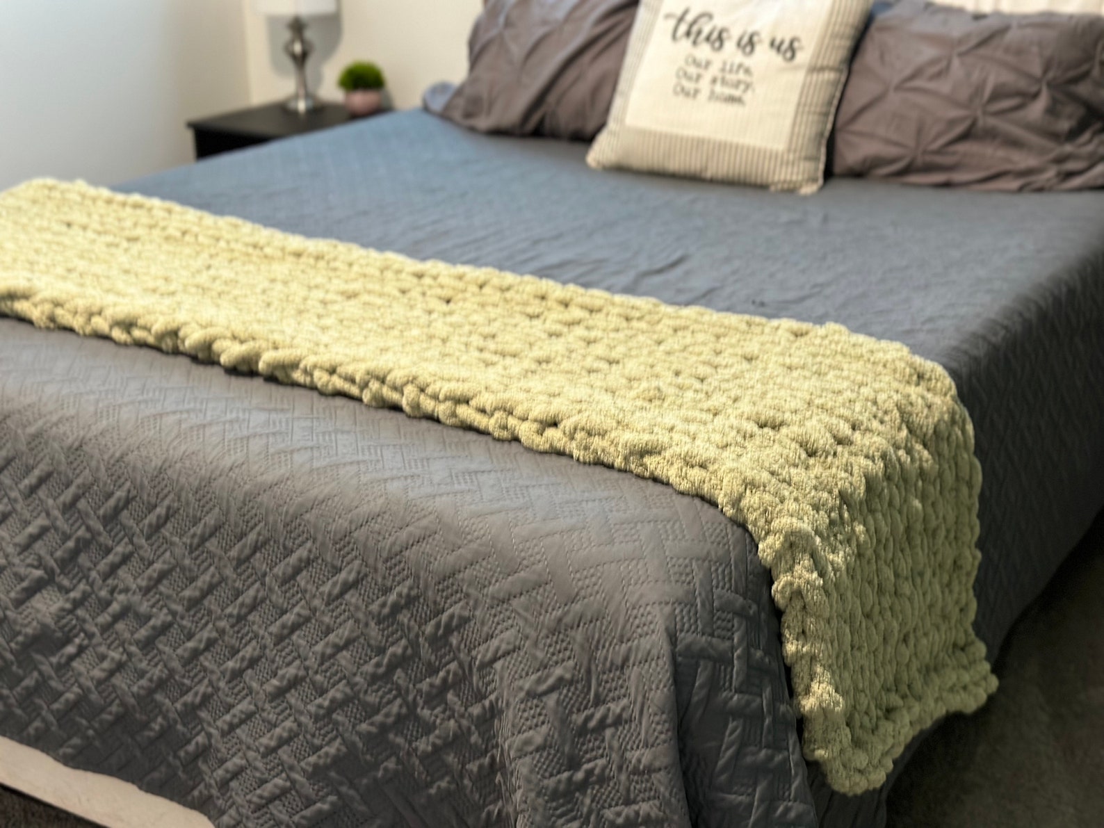 Twin Size Hand Knit Chunky Knit Bed Runner Blanket Soft Chenille Throw ...