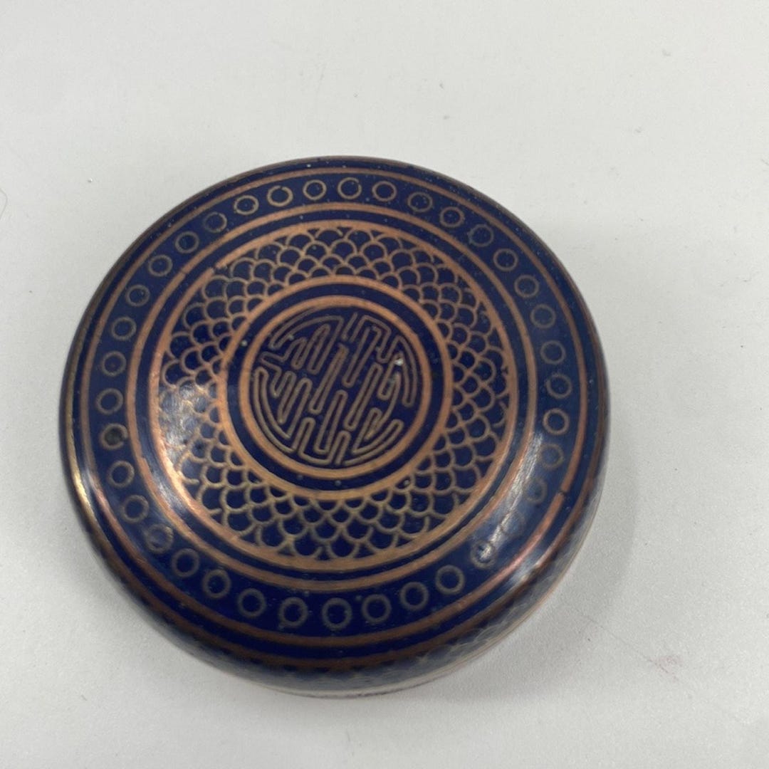 Antique Fish Scale Blue and Copper Chinese Cloisonne Round Box With Lid ...
