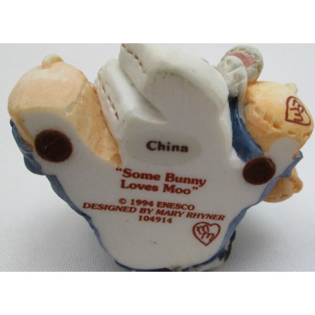Mary's Moo Moos Cow Figurine 1994 "some Bunny Loves Moo"# 104914 * - Etsy