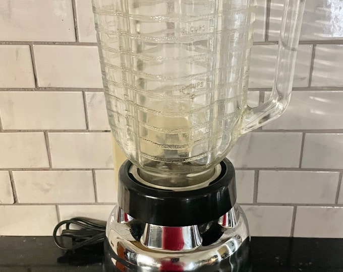 Vintage Beehive Osterizer 2 Speed Model 248, 425. Watt Chrome Blender ...