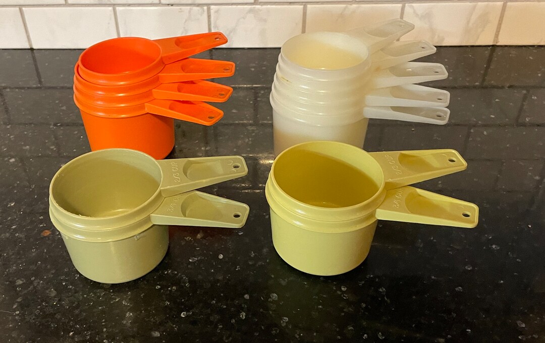 Vintage Measuring Cups (your Choice Size and Color) Green/ Harvest ...