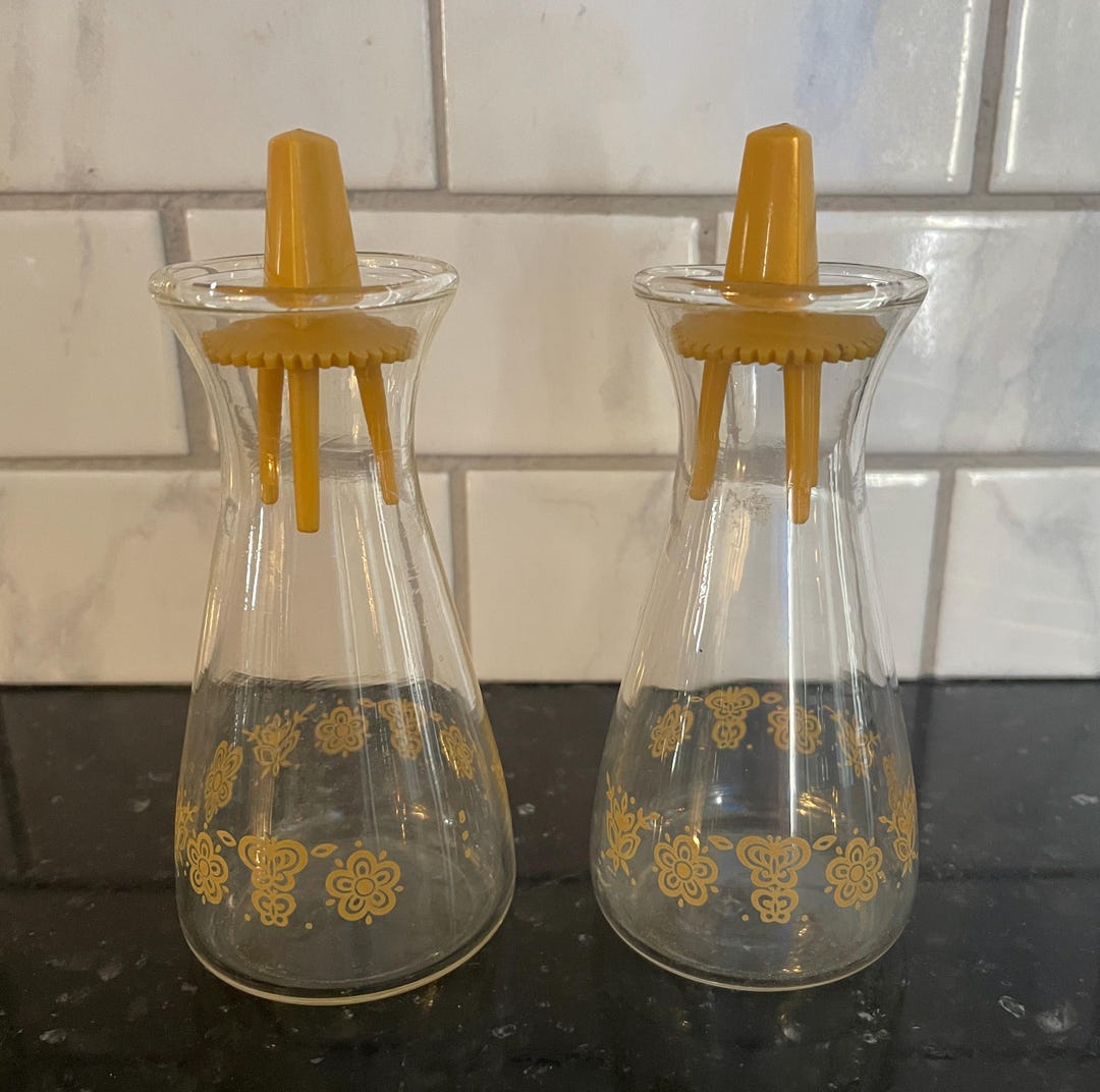 Vintage Pyrex Butterfly Gold Salt and Pepper Shaker - Etsy