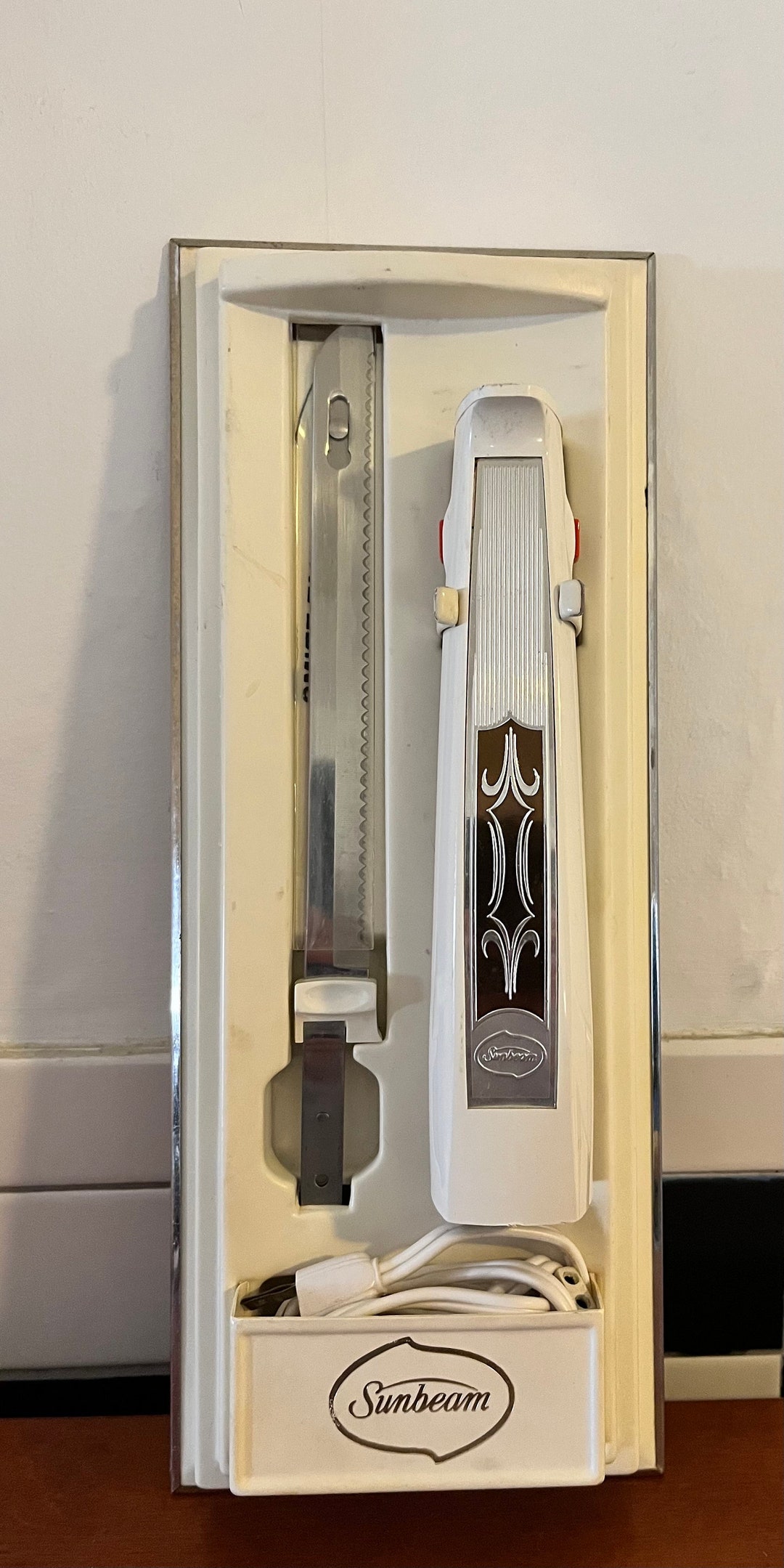 Vintage Sunbeam Mid-century Wall Hanging Electric Knife - Etsy