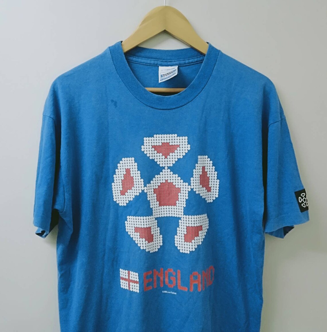 Vintage 90s England Football T-shirt Size L/via Love Football Graphic ...