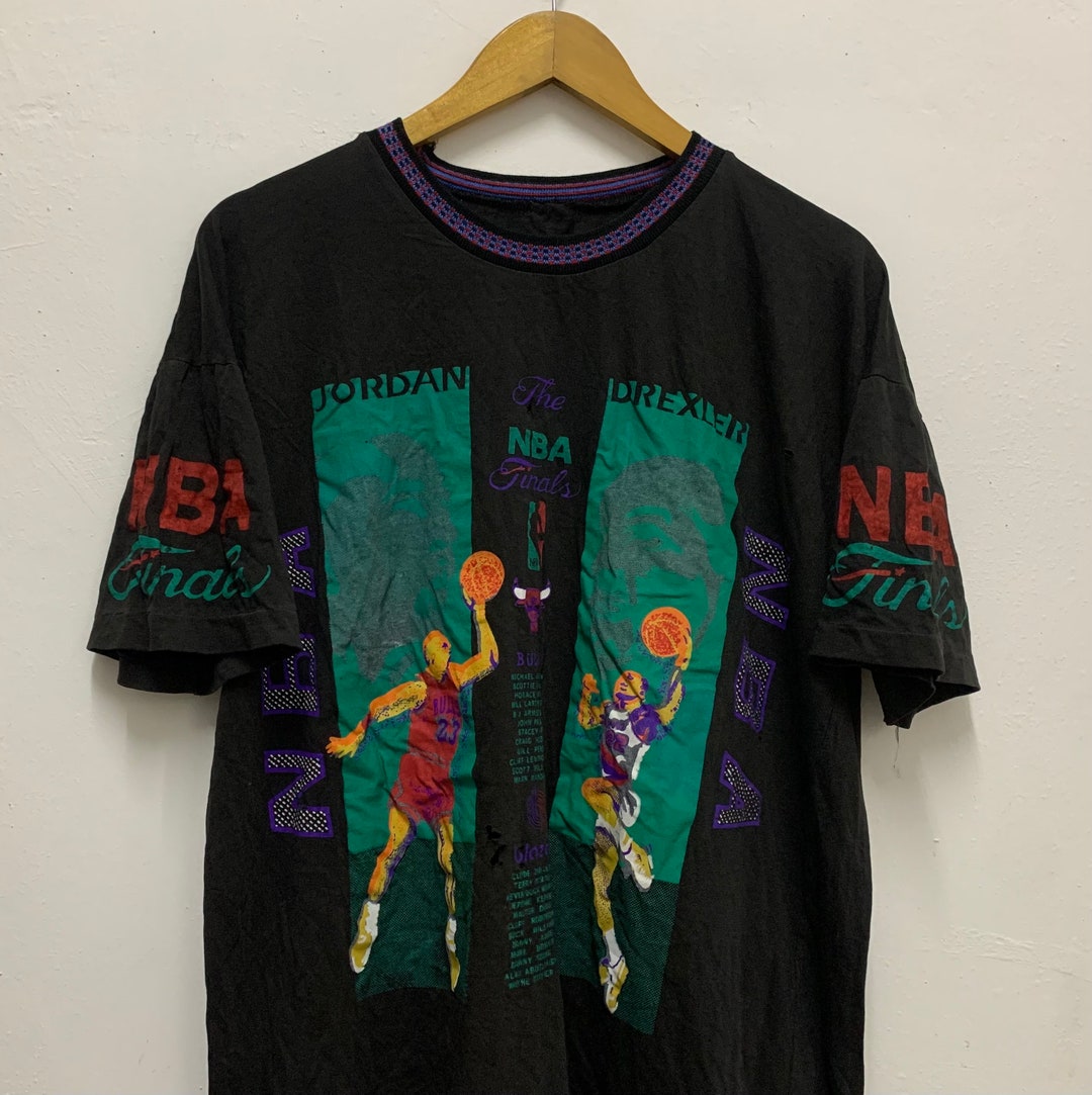 Vintage 90s Bootleg NBA Destroy Tshirt Size L/bulls/drexler/micheal ...