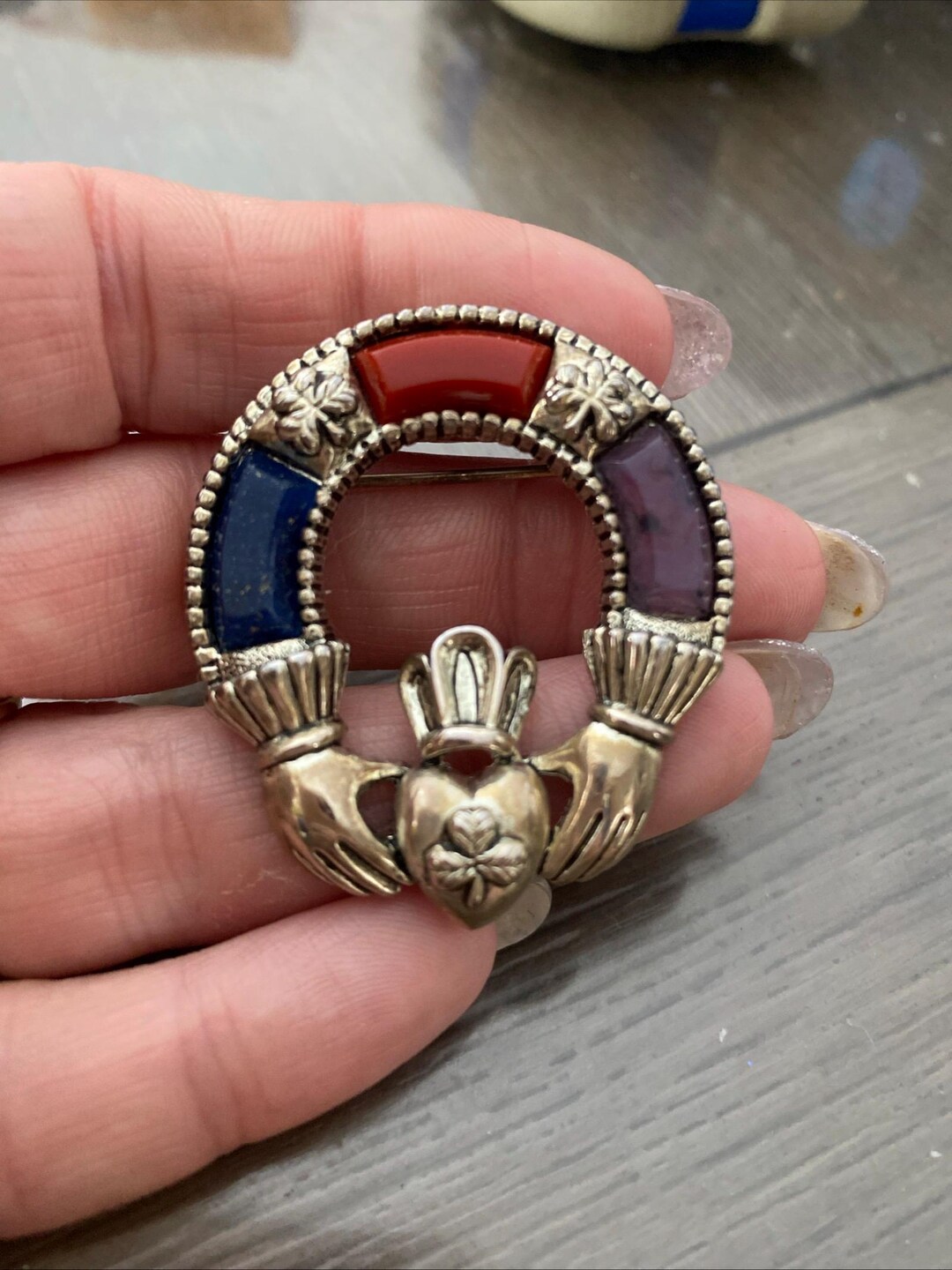 Vintage SOLO'OR CLADDAGH Irish Brooch - Silver Tone With Multi-color ...