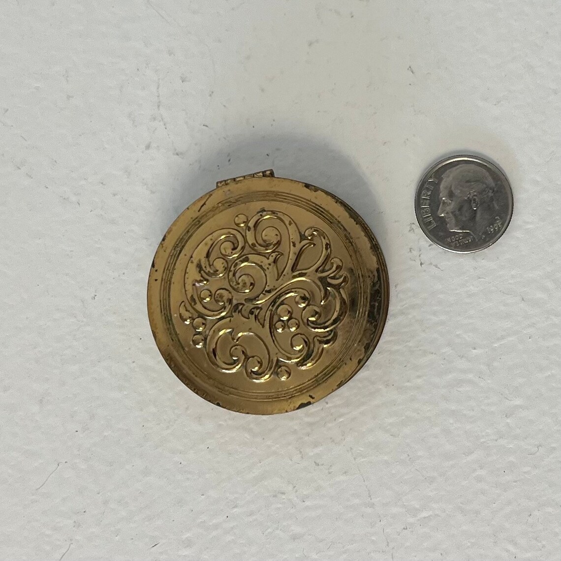 Avon Brass-hinged Compact, 1950’s - Etsy